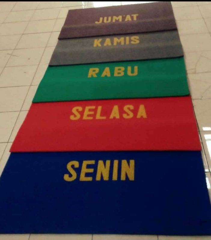 Kustomisasi dan Logo